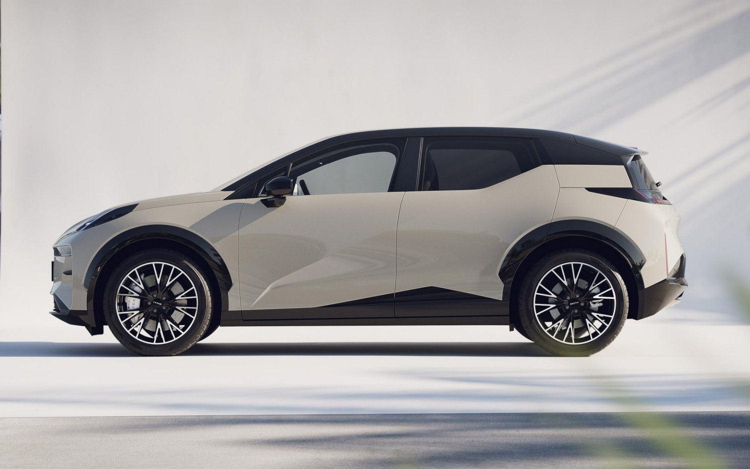 Geely Zeekr X 2023 | SUV Drive